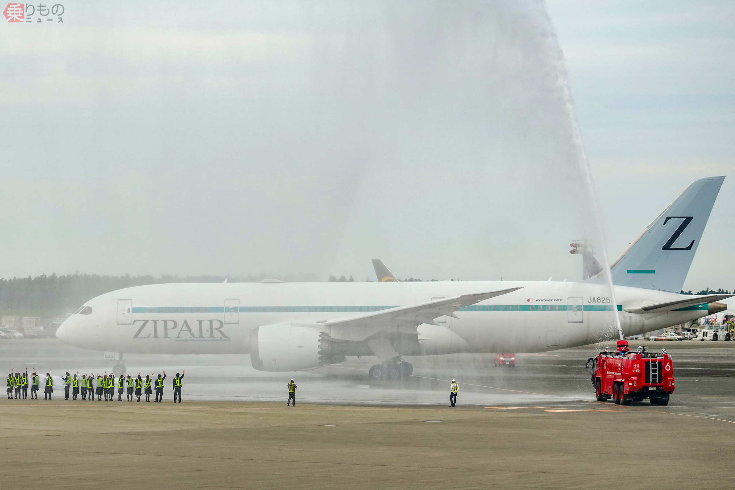 数奇な経歴をたどるJAL系国際線LCC「ZIPAIR」 念願の本始動 旅客便初便も「異例」 | 乗りものニュース
