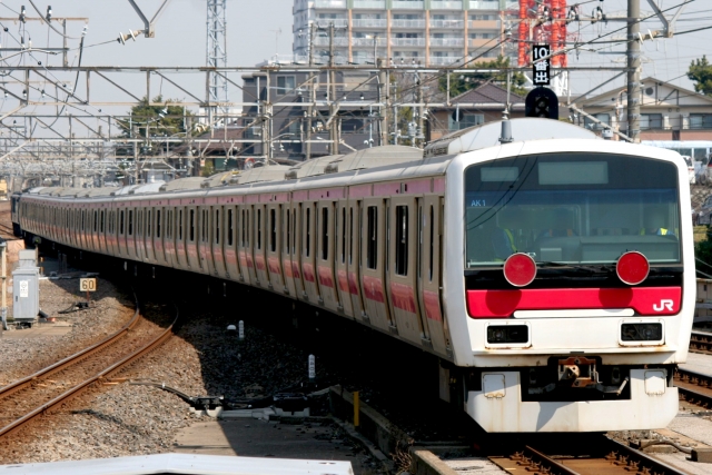 不遇の連接車 JR東日本「E331系電車」が運用終了した日 -2011.1.16 | 乗りものニュース