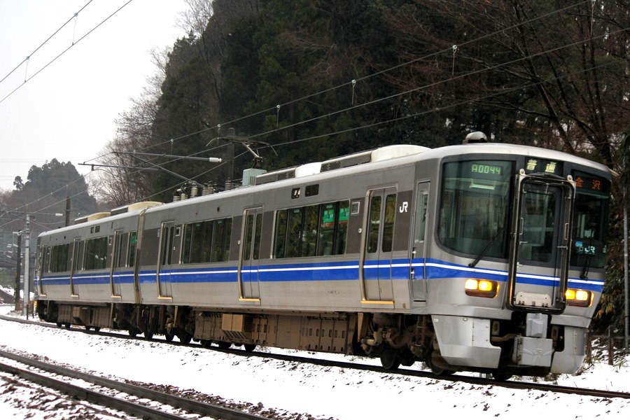 乗ったら「次は終点～」の快速爆誕！46kmノンストップ 2024春ダイヤ改正で | 乗りものニュース